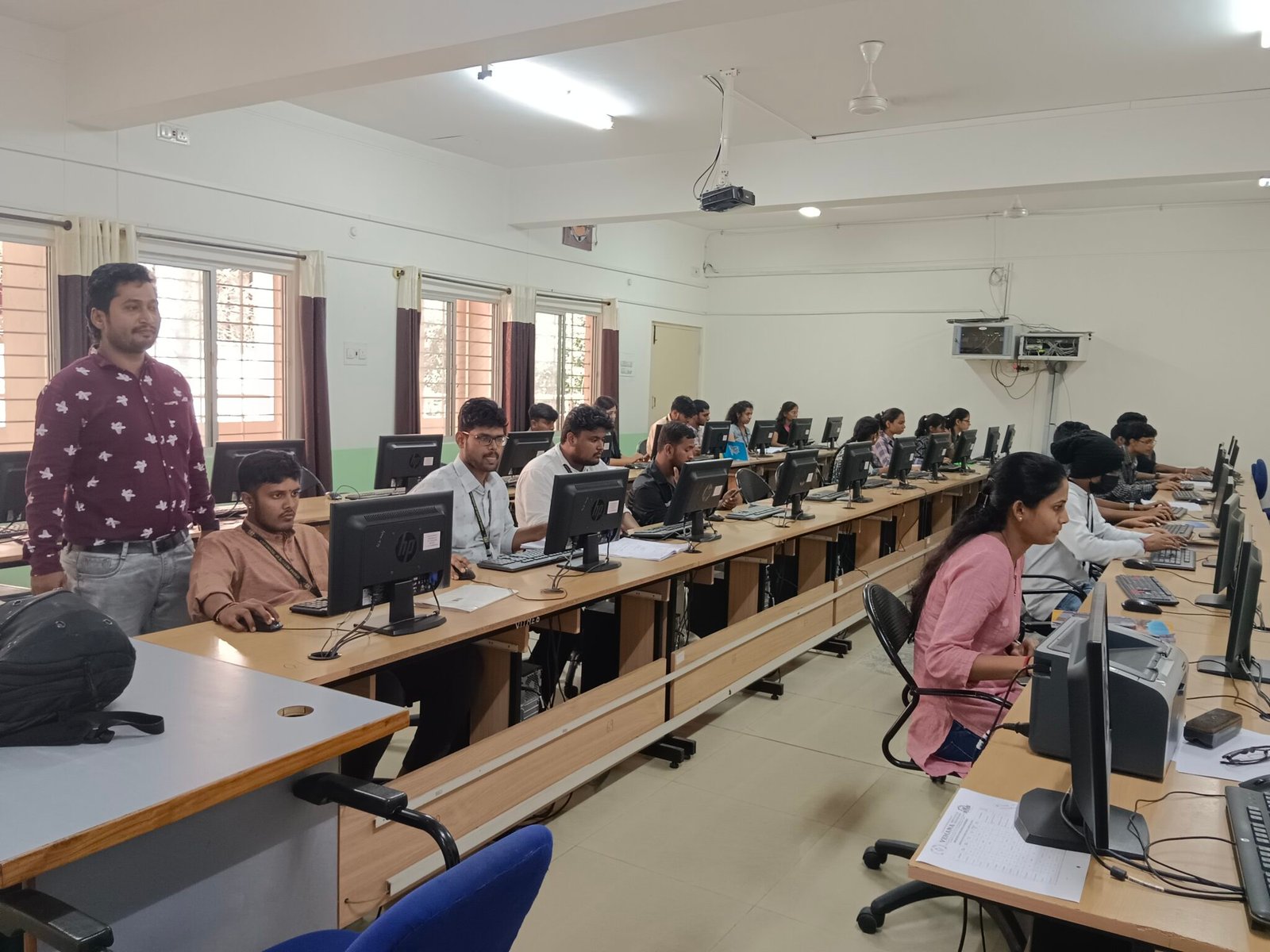 One-Month Internship Program – UniFirst Robotics